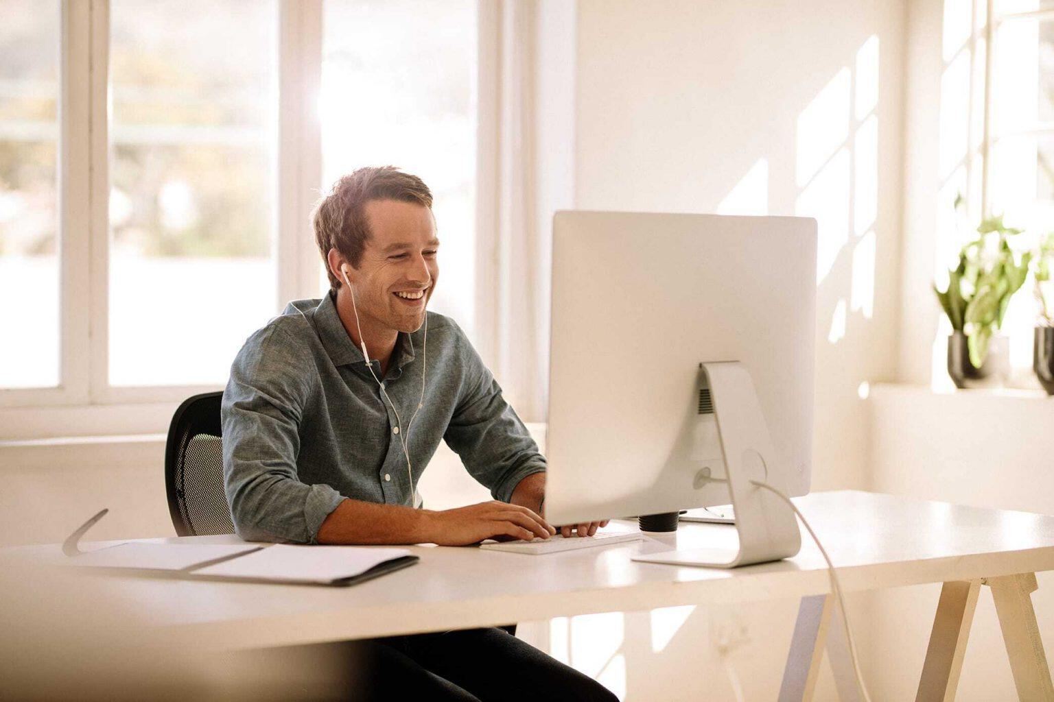 Work from Home vs. Virtual Flex: What's the Difference? - Liveops